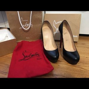 Christian Louboutin | Shoes | Red Bottom Pumps | Poshmark